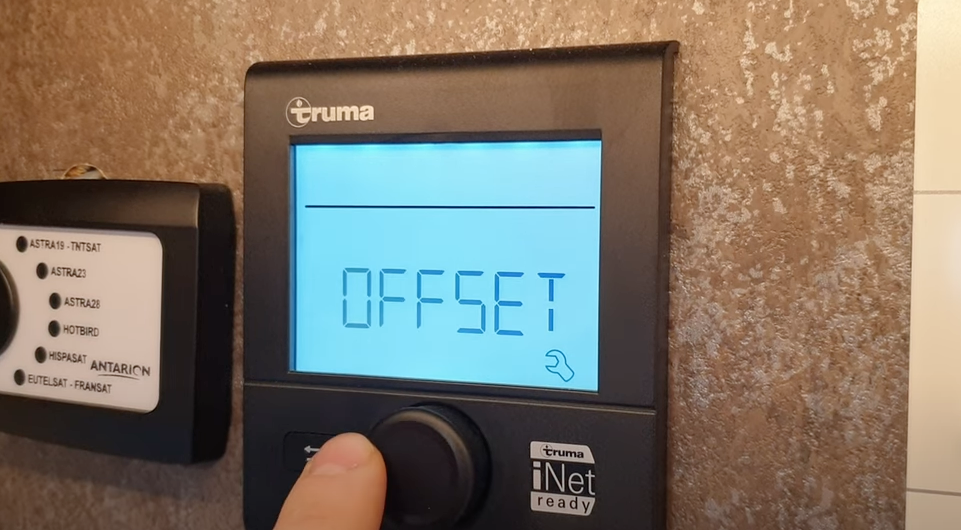 [VIDÉO] Panneau de contrôle Truma : comment résoudre les codes d'erreurs W 255 H et W 517 H